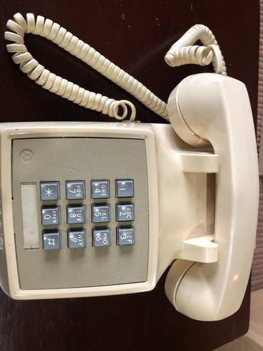 VTG Western Electric Bell System Beige 2500DMG Push Button Desk Phone ...