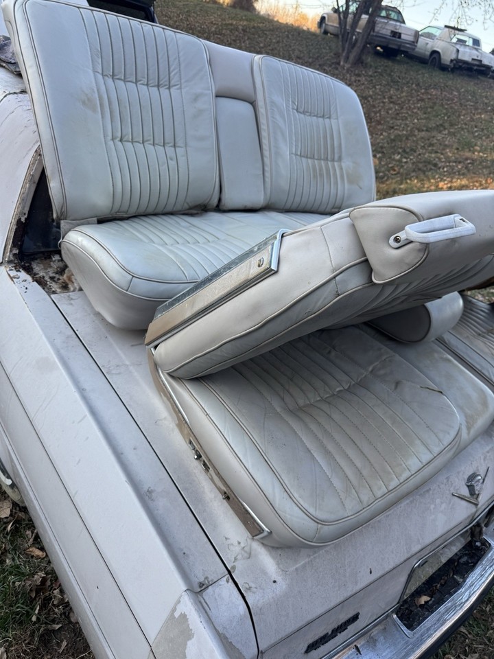 1980-1985 Cadillac Coupe Deville Seats Front And Back ( Light Gray ...
