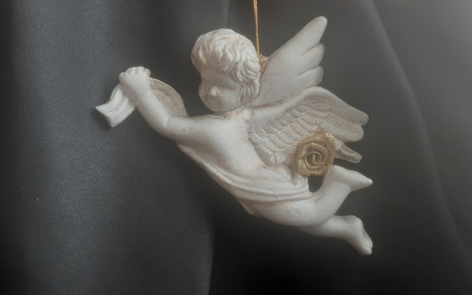 CUPID LOVE ANGEL ROSE VINTAGE CHRISTMAS TREE ORNAMENT MYTHICAL CREATURE ...