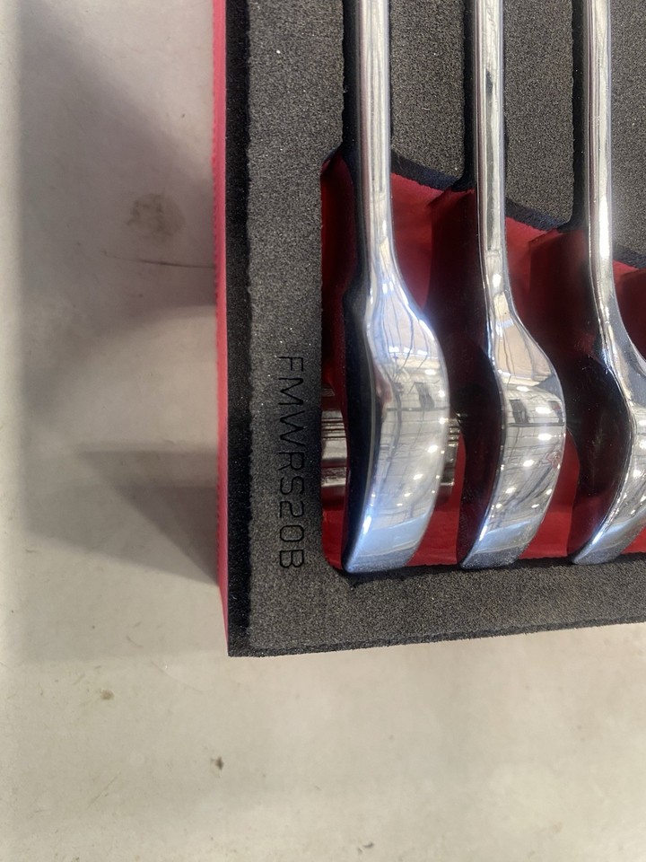 1/4-3/4 SAE Reversible Flank Drive Ratcheting Wrench Foam Set | eBay