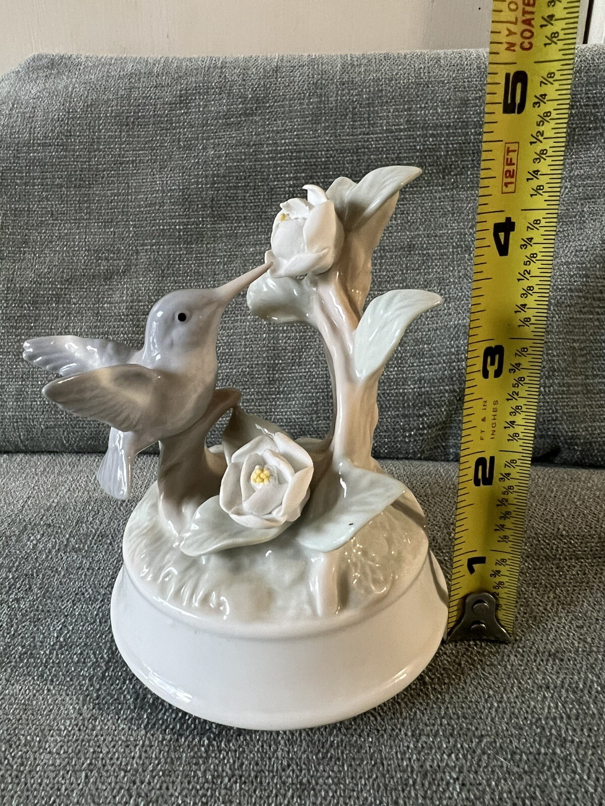 Vintage Porcelain Music Box Humming Bird Branch Pink Flowers Soft ...