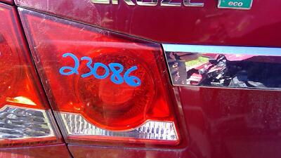 2011 - 2015 Chevy Cruze Lid Mounted Tail Light LH Driver Side OEM ...
