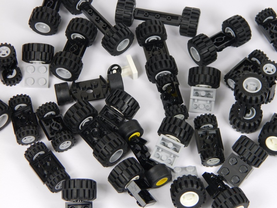 LEGO # Wheels + Tyres + Axles # 16 + 16 + 8 pieces # 4 sets car city ...