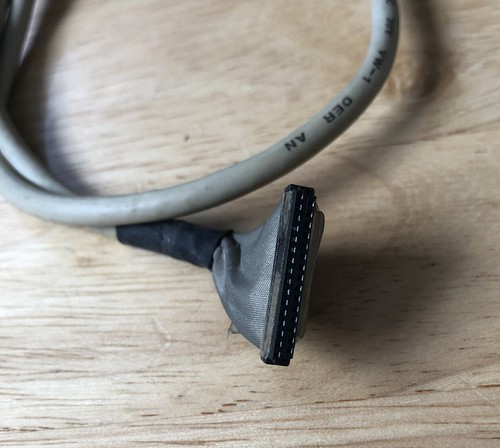 LVDS CABLE AWM 20276 80•C 30V VW-1 DER AN UNIXTAR E74020-C , PIN: 11 ...