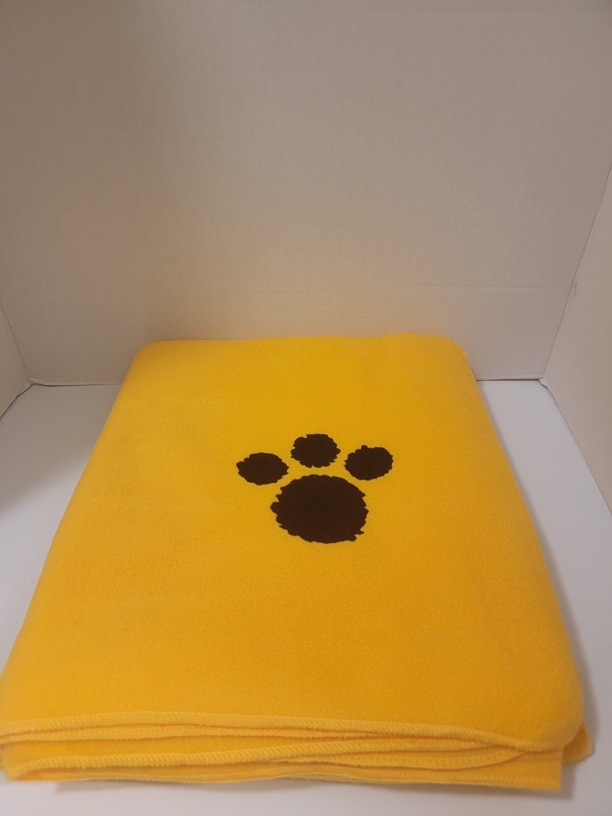 Soft Embroidered Pluto Paw Print Blanket 57x47 NEW | eBay