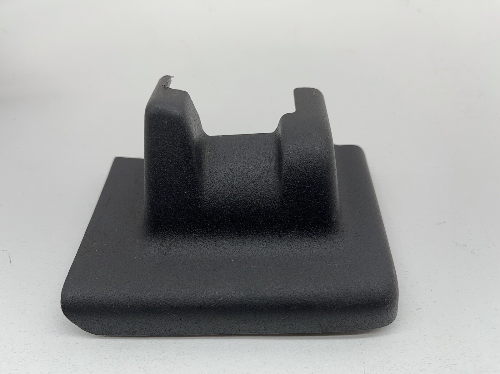 2013-2019+Ford+Taurus+Right+Side+Front+Seat+Track+Cover+Trim+8A53 ...