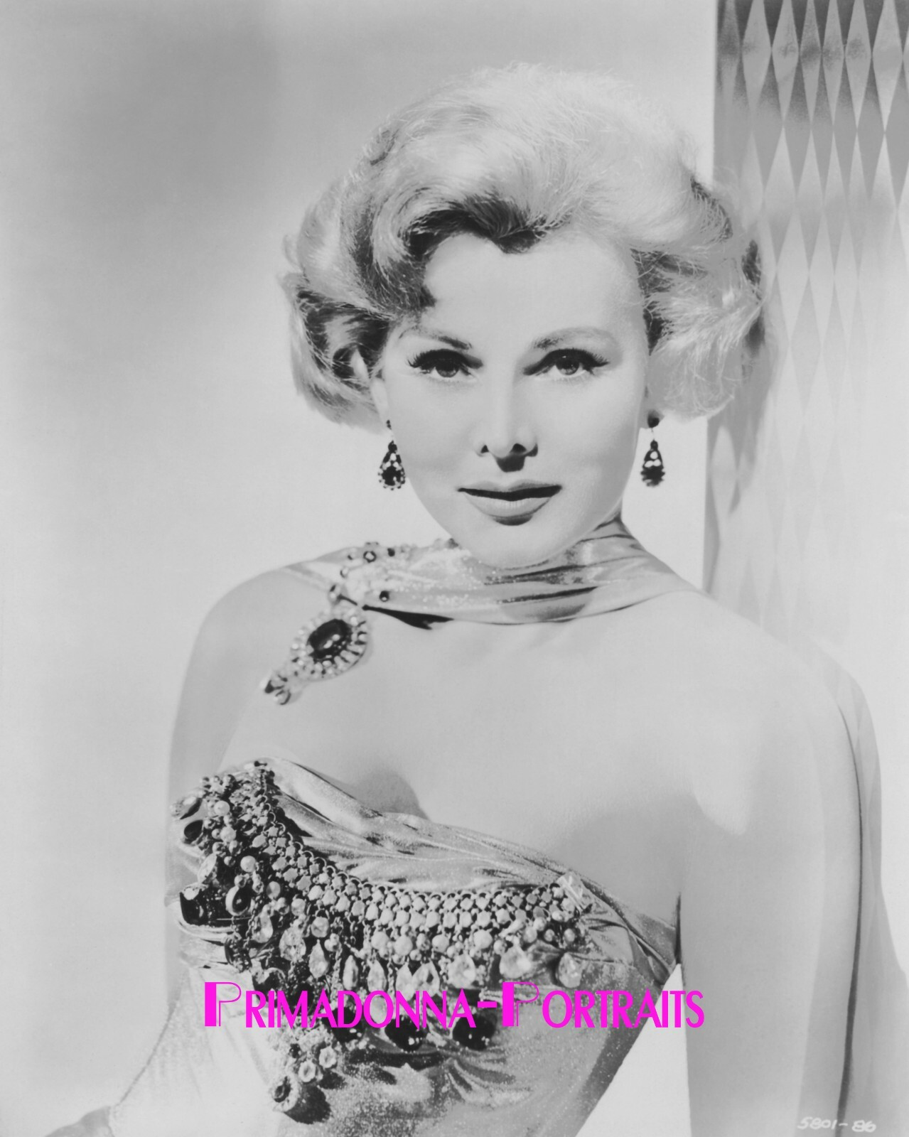 ZSA ZSA GABOR 8x10 Lab Photo 1958 "QUEEN OF OUTER SPACE" Sexy Portrait ...
