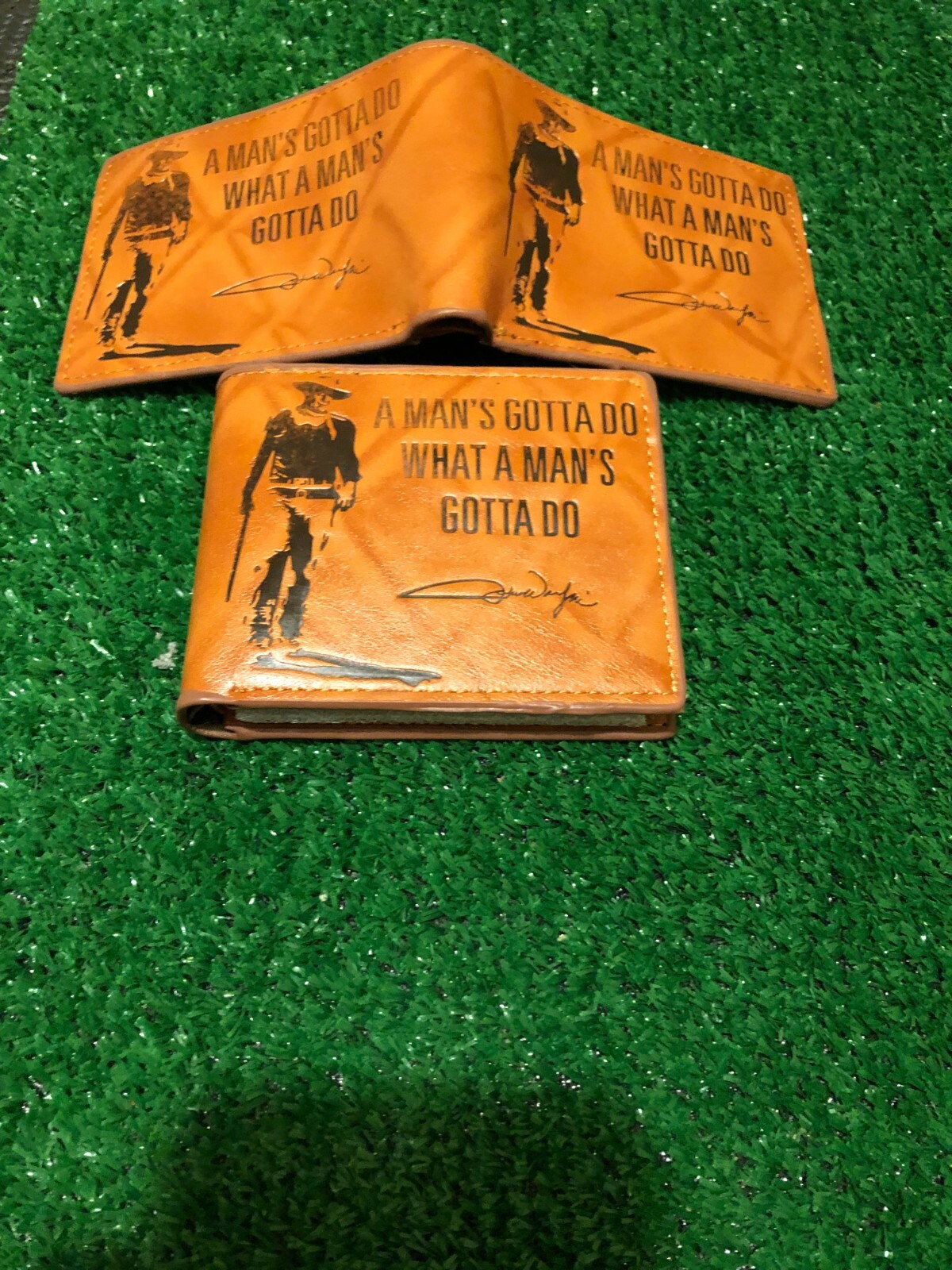 JOHN WAYNE FAUX WALLET A MAN'S GOTTA DO WHAT A MAN'S GOTTA DO | eBay