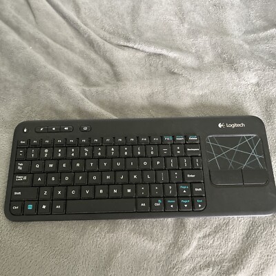Logitech K400 Wireless Keyboard Built-In Multi-Touch Touchpad (No ...