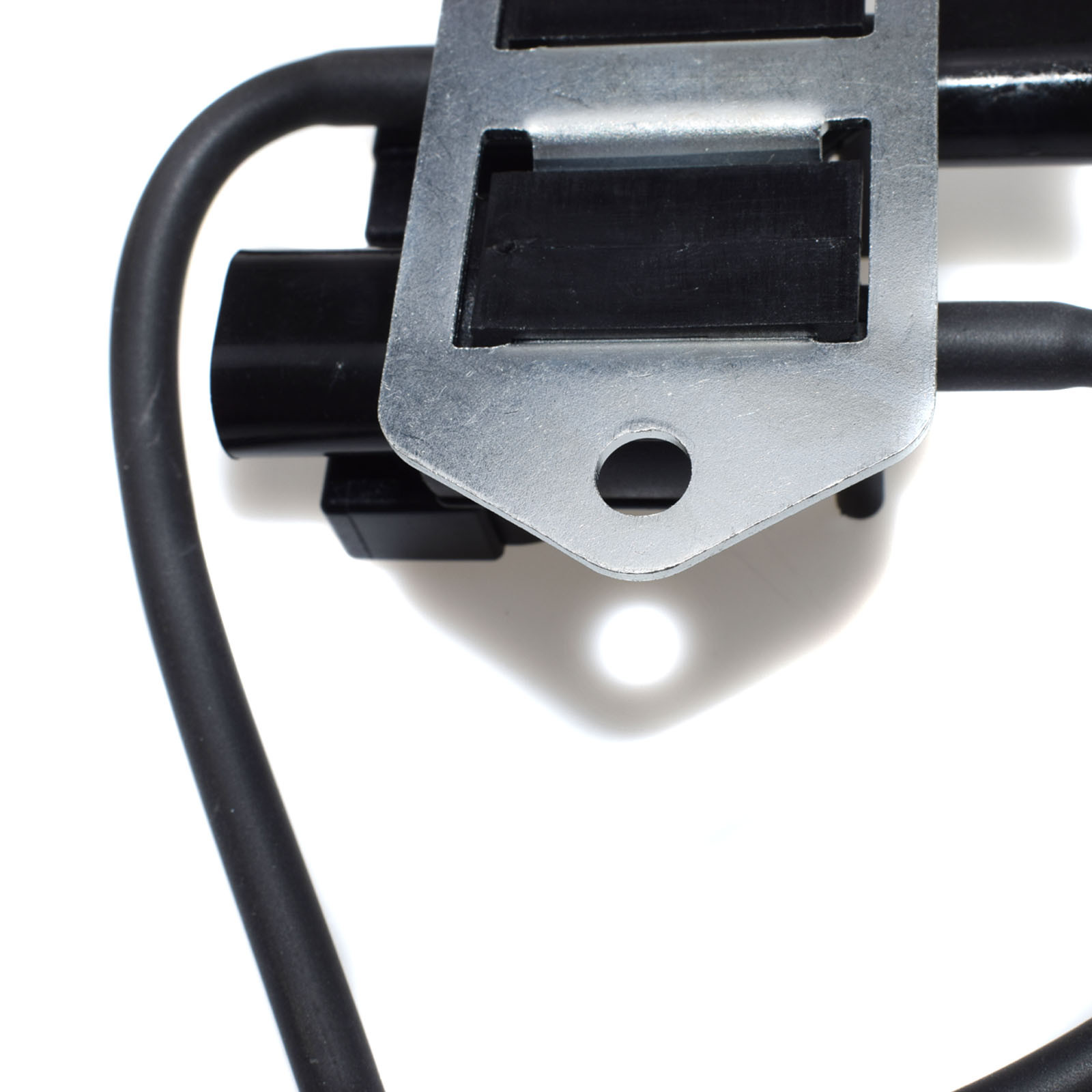 Freewheel Clutch Control Solenoid Valve For Mitsubishi Pajero L200 L300 ...