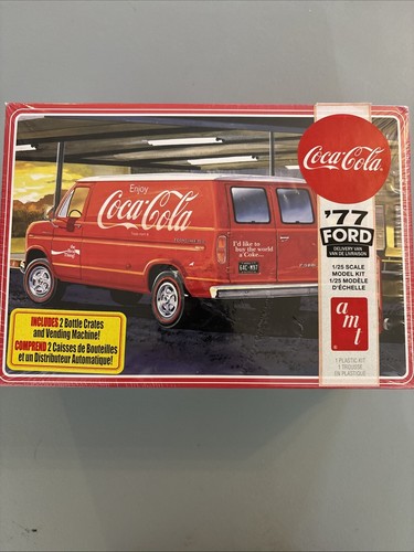 AMT 1/25 1977 Ford Delivery Van with Vending Machine and 2 Coca-Cola ...