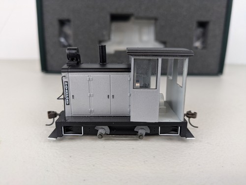 Bachmann 28196 On30 Painted & Unlettered 0-4-0 Side Rod Gas Mech Loco w ...