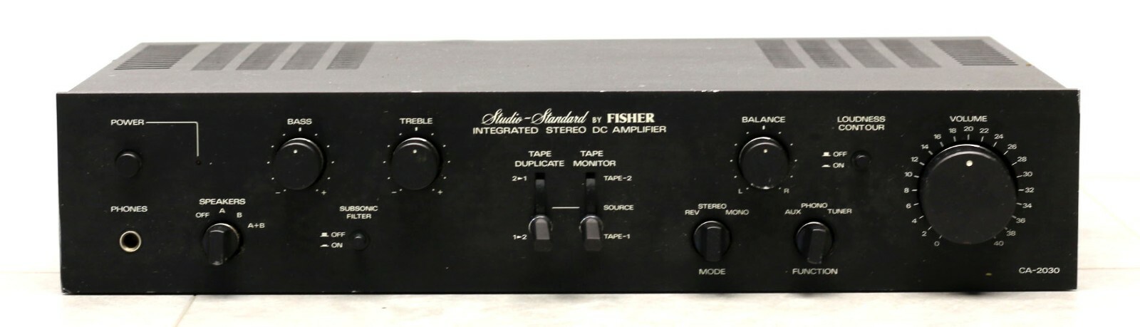 Fisher amplifier 1980s
