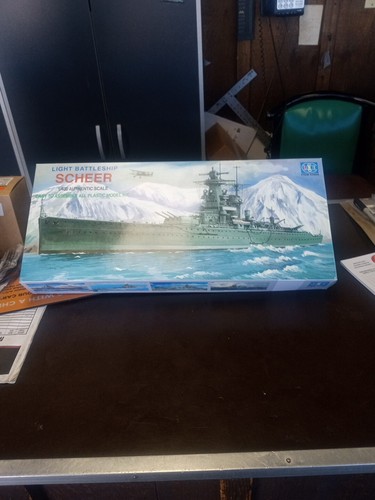 Lee 03606 Admiral Scheer 1:400 Scale Battle Ship Motorized | eBay