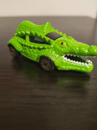Matchbox Tailgator from 1994 Green Alligator 1/64 Diecast Toy Car | eBay