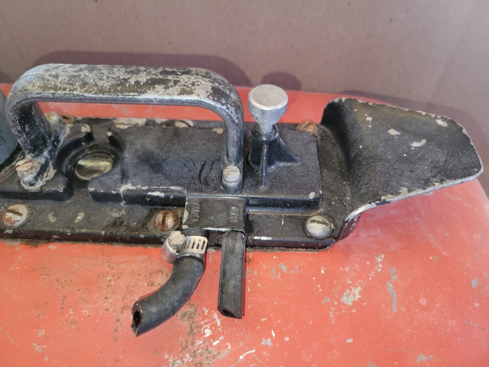 JOHNSON MILE MASTER 4 GAL 2-LINE PRESSURE FUEL TANK OUTBOARD MOTOR ...