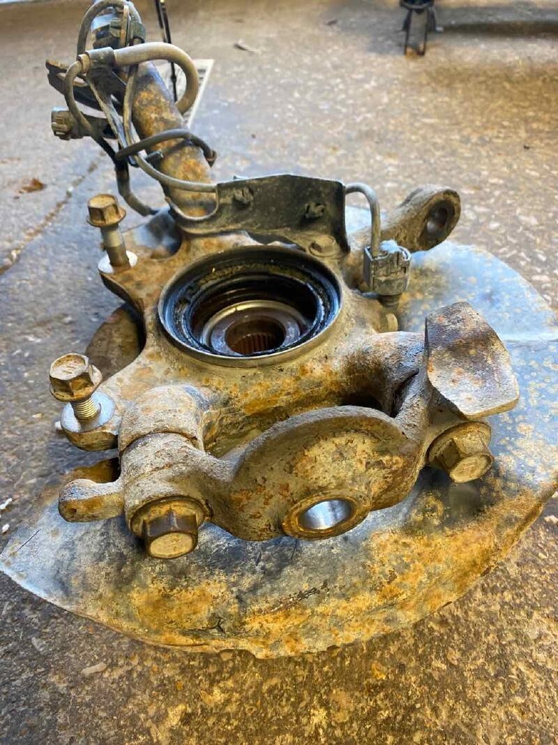 2003-2015 Toyota 4Runner Left Driver Front Spindle Knuckle With ...