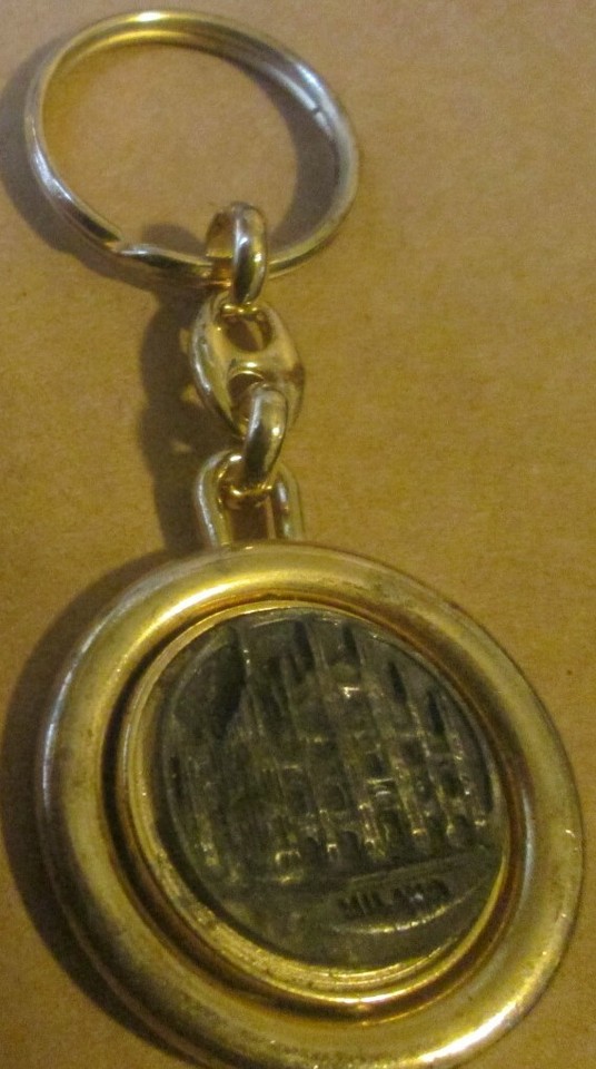 MILANO ITALY Souvenir metal spinning keyring key chain keychain 1.75 ...