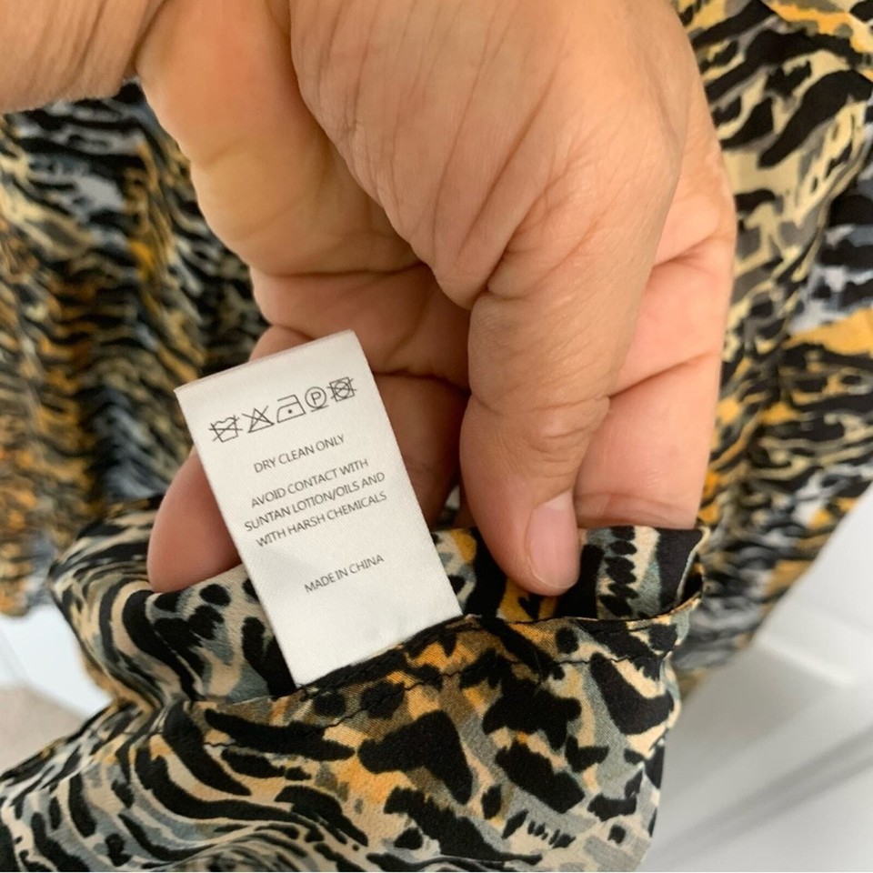 Saloni puff sleeves lea silk ink tiger mini wrap dress size 4 mob wife ...