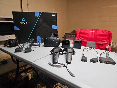 HTC Vive VR Headset Complete Set Full Kit System Virtual Reality GREAT ...