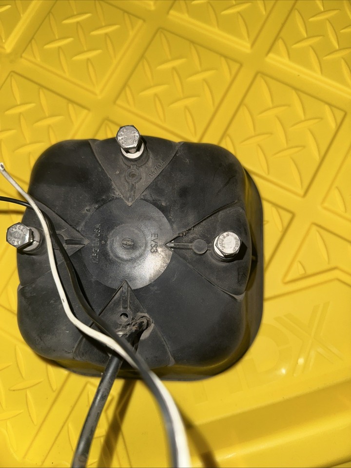 Whelen SA315P Siren Speaker 100 Watt Used | eBay