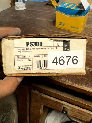 Power Sentry PS300 Flourescent Battery Pack | eBay
