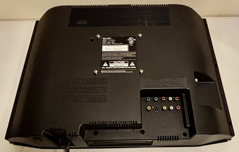 Sharp LC-20SH7U 20” LCD TV AUX RCA AV Gaming S-Video W/ Remote, Tested ...
