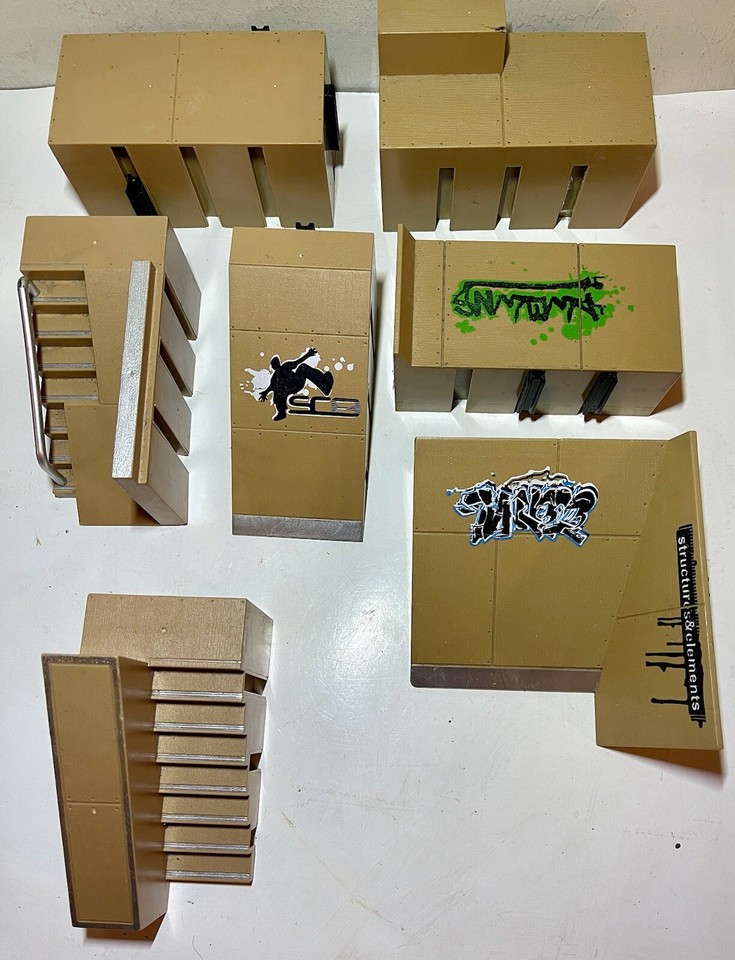 Tech Deck Skate park Ramps Stairs Deck Rail Slides Tan Rearrangeable ...