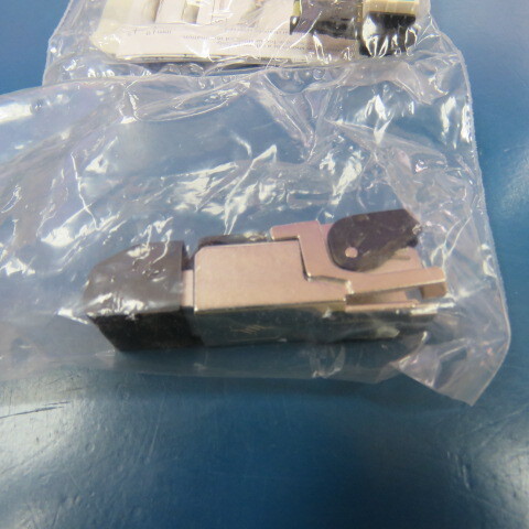 BELDEN R301602 000S1 Qty of 1 per Lot Connector, Ethernet, Industrial ...