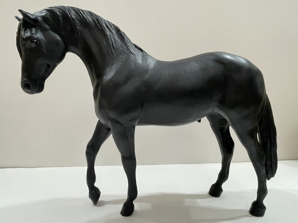 BREYER HORSE LOT of 2~#64 BLACK FOUNDATION STALLION, #85 AZTECA~RARE ...
