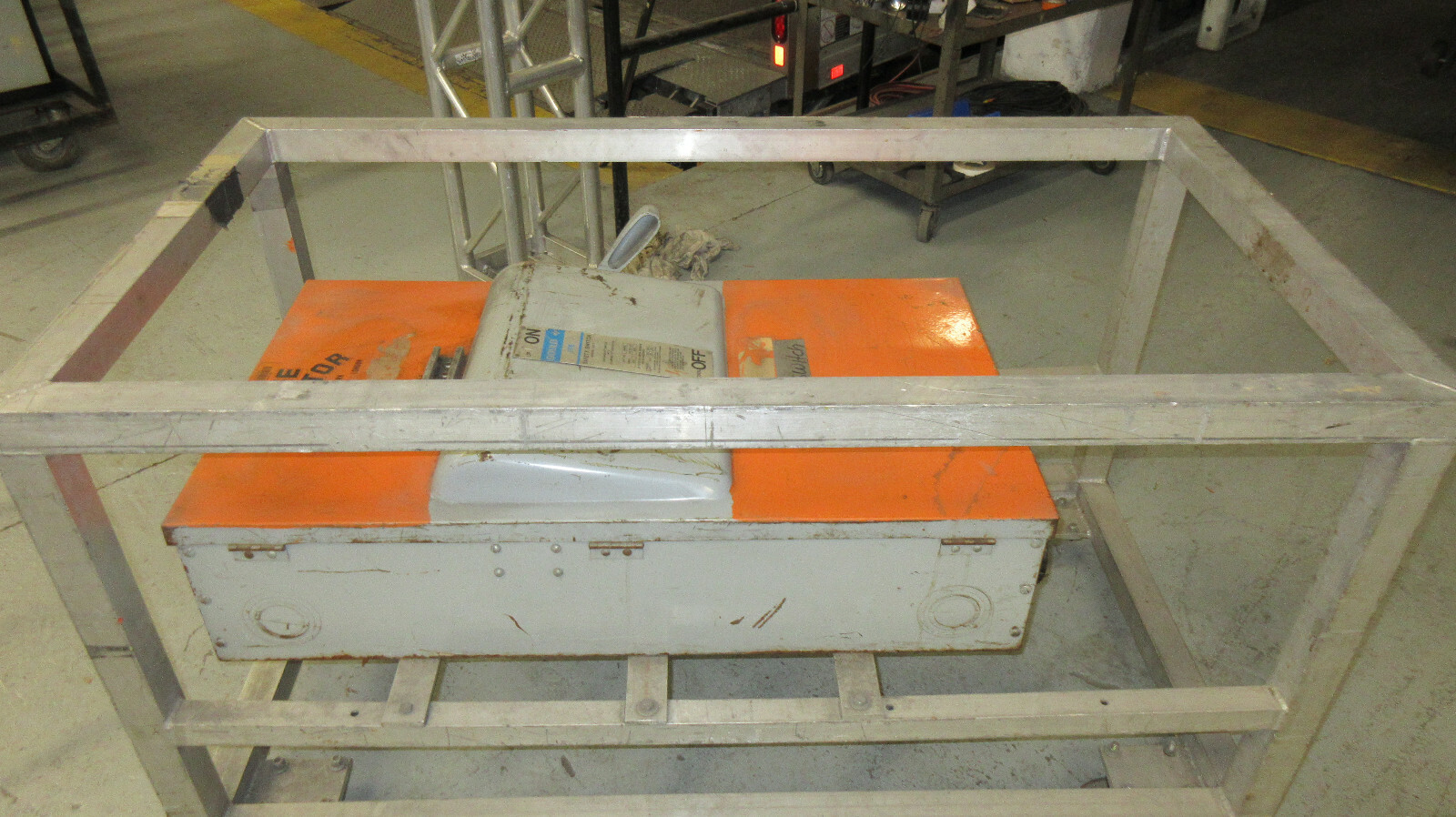 Gould / ITE JN425 400A 240V AC 3 Phase Safety Bull Switch Disconnect W ...