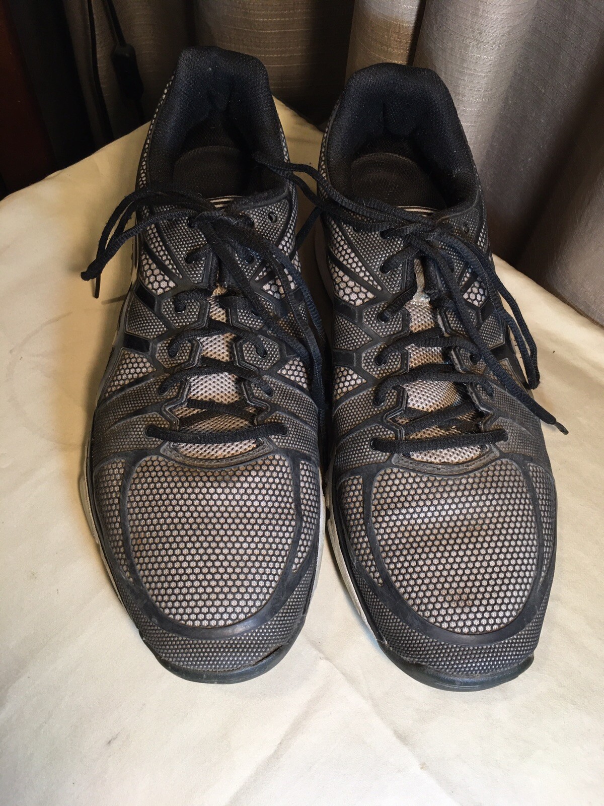 Sz 13 Acsis Trainer Black And Gray Sneakers - Gem