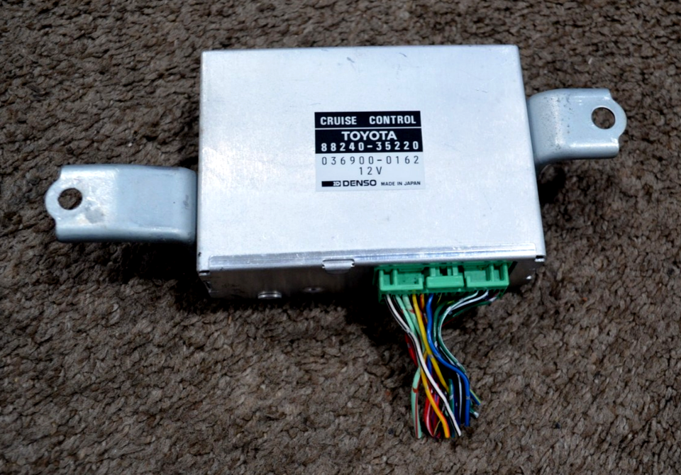 1995 TOYOTA 4 RUNNER 4RUNNER CRUISE CONTROL MODULE 88240-35220 ...