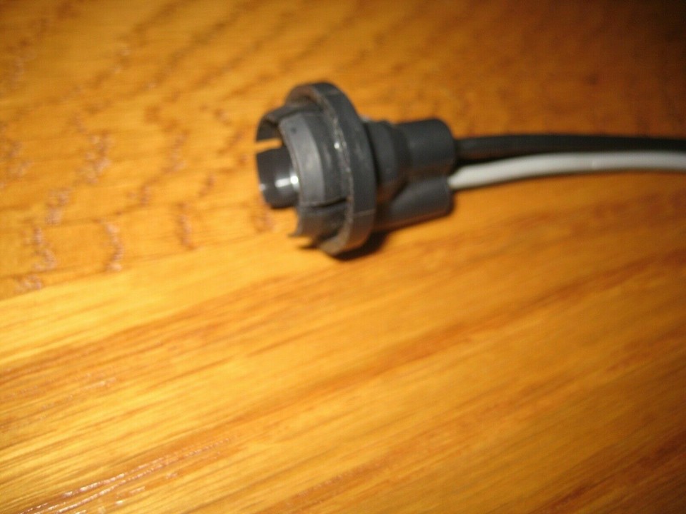 DASH INSTRUMENT LIGHT SOCKET FORD CHEVY CHRYSLER DODGE CHEVROLET GM AMC ...