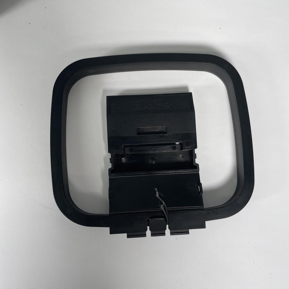 Pioneer XR-P240C Multi-play CD Cassette Stereo Deck Speakers Spares Or ...