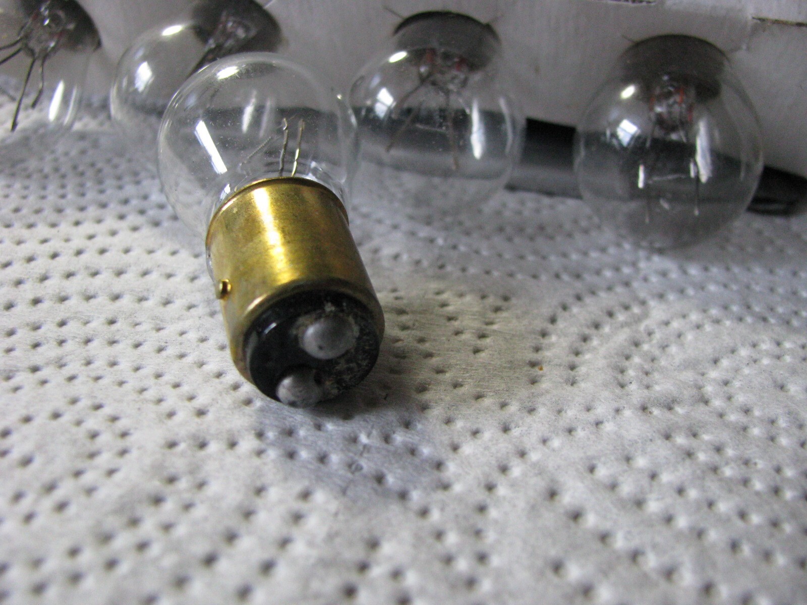 1154 Automotive Light Bulb Wagner 6 volt New NOS | eBay