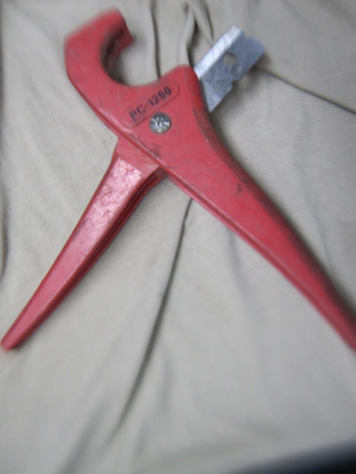 RIDGID PC-1250 PLASTIC TUBING CUTTER | eBay