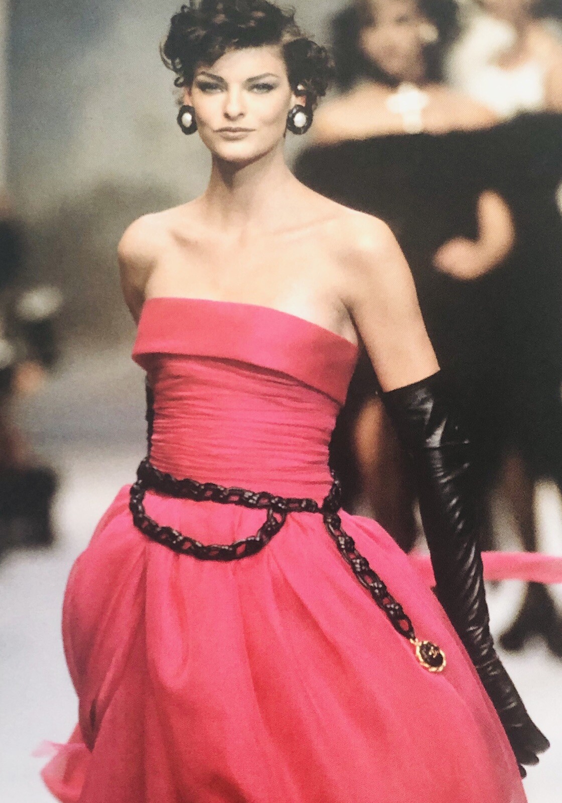 CHANEL CC Spring 1992 Haute Couture Black Woven Leather Link Chain Belt ...