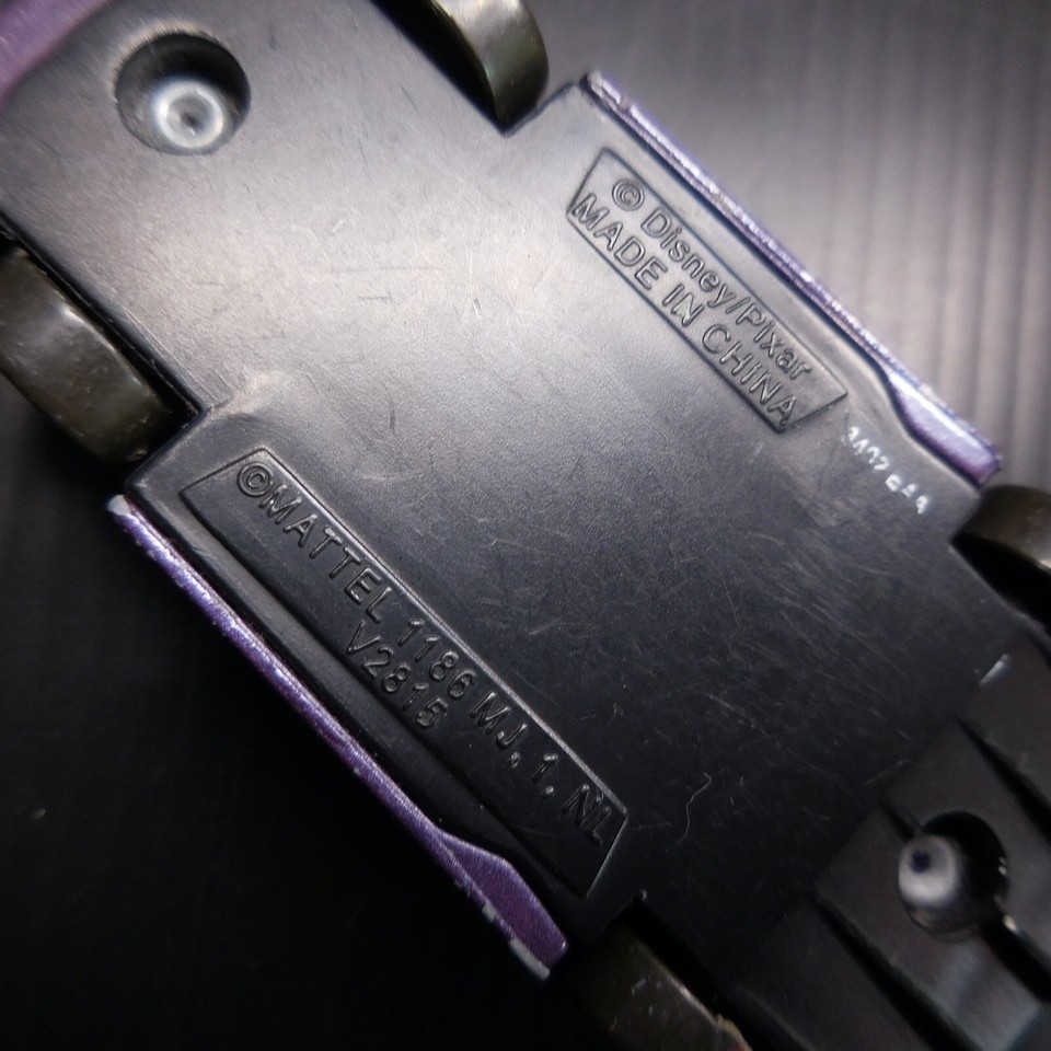 Car Miniature Race Violet Disney Pixar Mattel World Grand Price N6095 ...