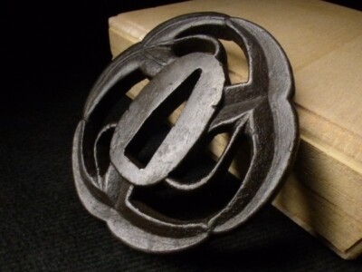 TSUBA Sword Katana Edo Period Iron Botanical Watermark Pattern Japanese ...