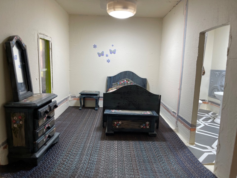 Front Opening Country Victorian Dollhouse | eBay