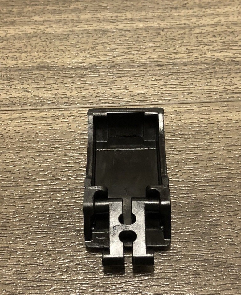 Leica Case Latch For TC 400, 700, 800, TS02, TS06.TS09 / Leica Total ...