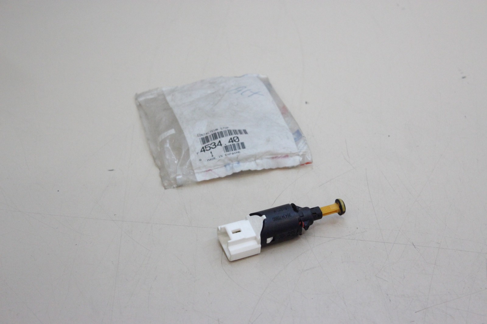 ORIGINAL CITROEN C2 3 5 Peugeot 206 307 607 Bremslichtschalter 453440 ...