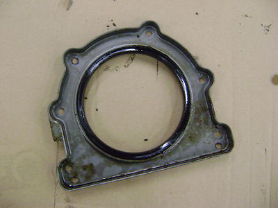 03 04 05 Mercedes C230 M271 Rear Main Seal Crank Housing 2710140004 1.8 ...