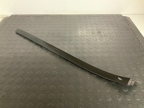 MERCEDES BENZ GLC X253 FRONT RIGHT WINDSCREEN TRIM A2536906000 | eBay