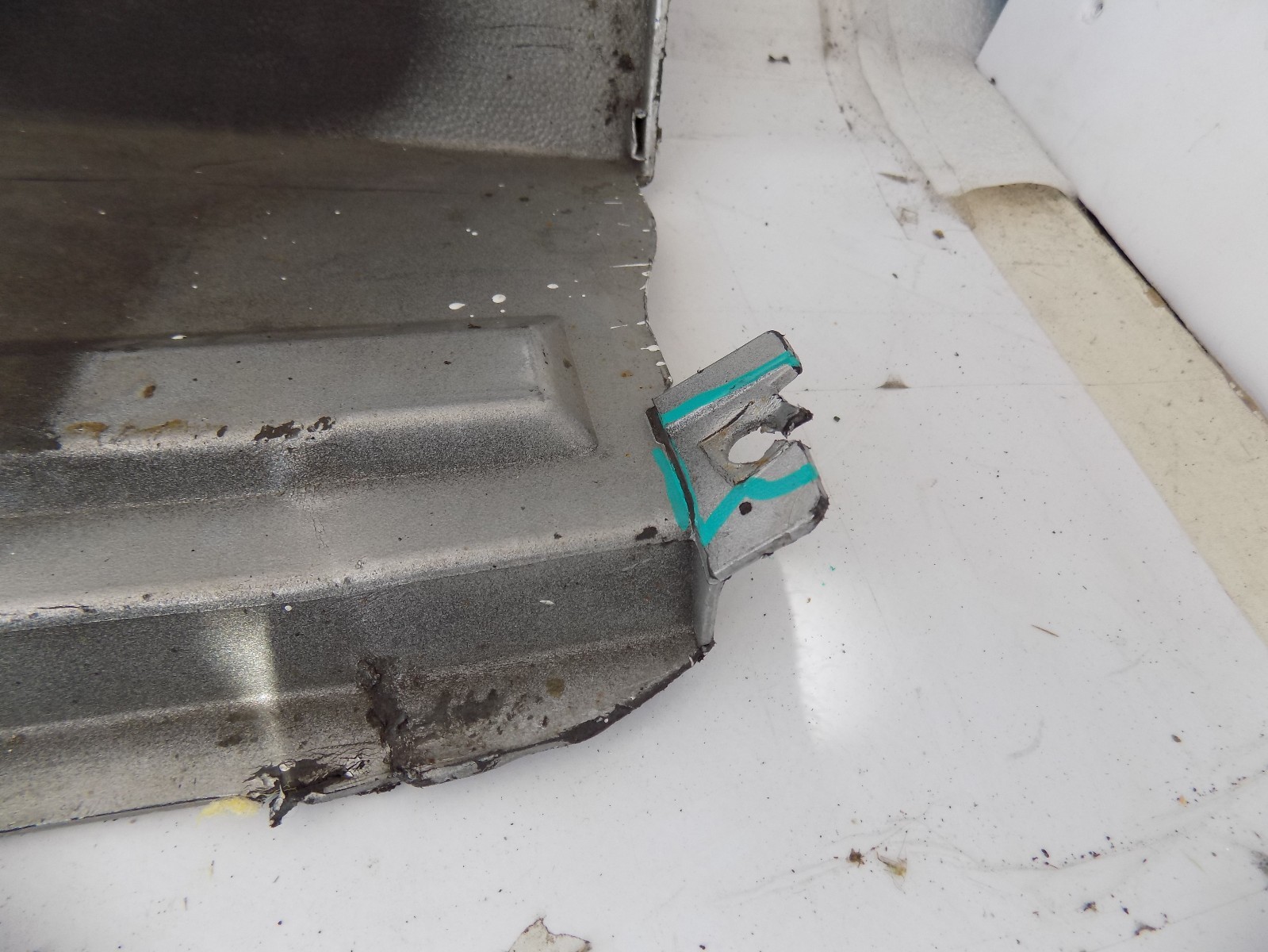 BMW Z4 E85 E86 2002-2008 LEFT SIDE SKIRT SILL ROCKER MOLDING COVER ...