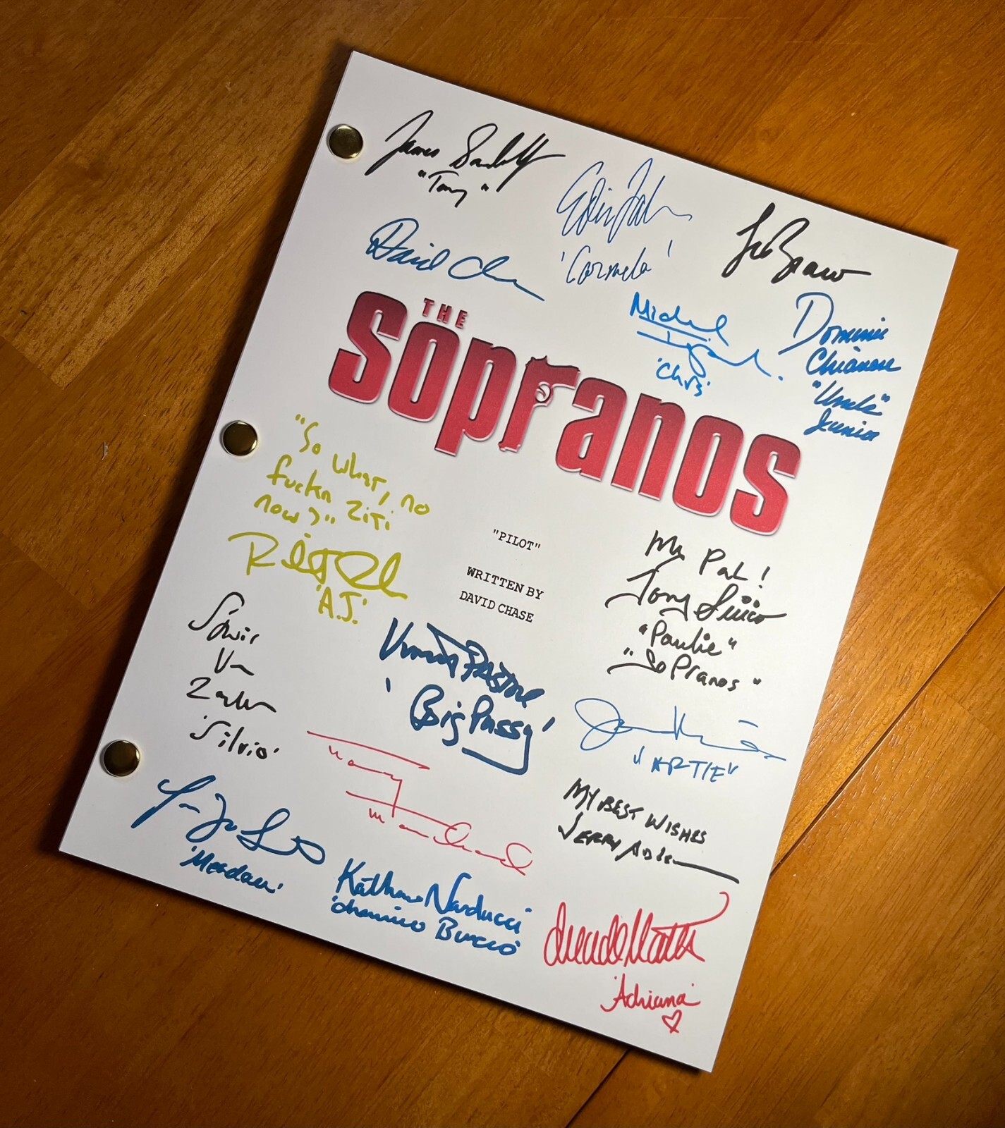 The Sopranos Pilot Script Signed- Autograph Reprints- Tony Soprano- 70 ...