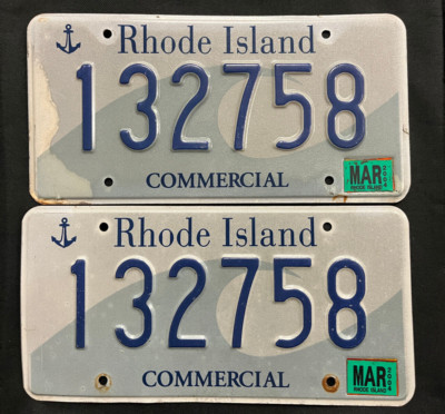 2004 Rhode Island License Plate Pair 132758 ....... ANCHOR & WAVE ...