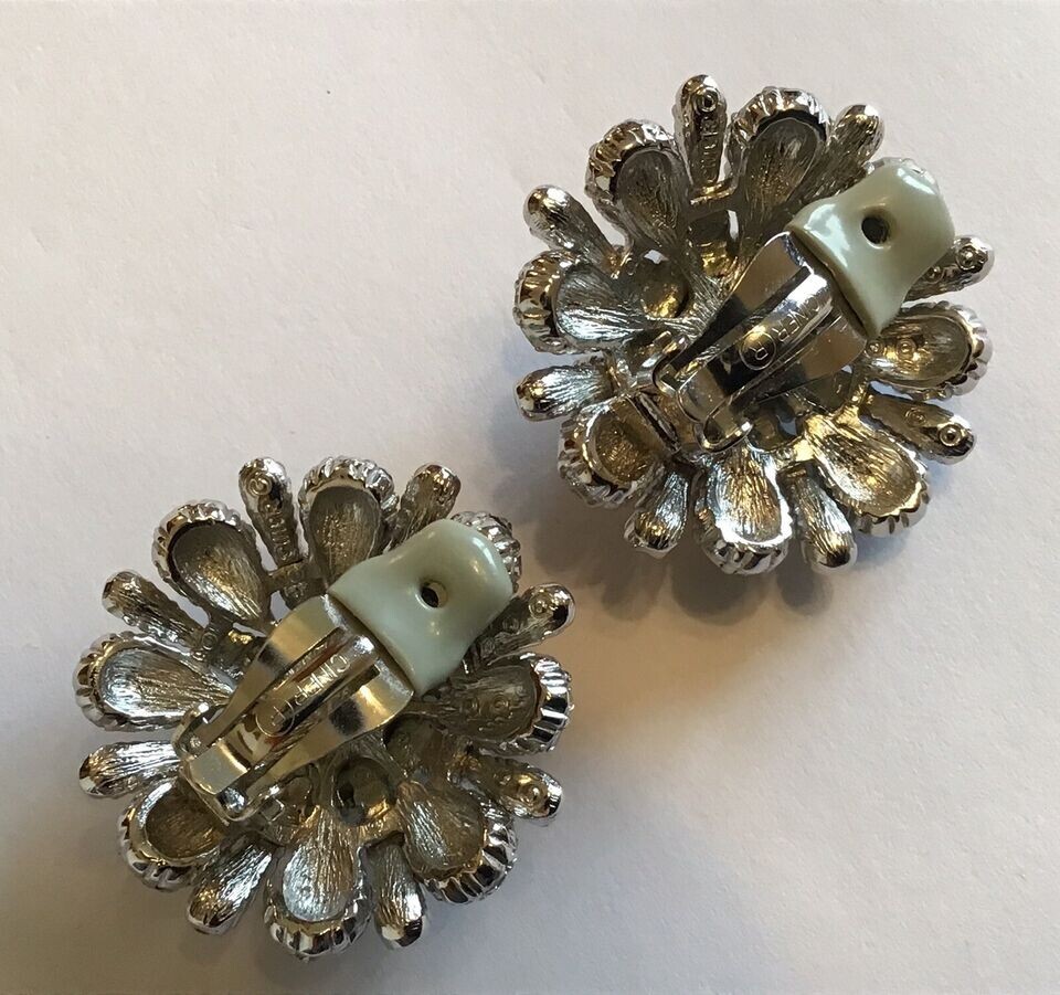 VINTAGE CINER SIGNED CLEAR PAVE RHINESTONE EARRINGS | eBay
