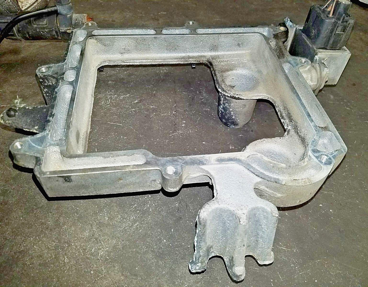 Maxxforce 13 ECM Mounting Bracket 3005299C3 | eBay